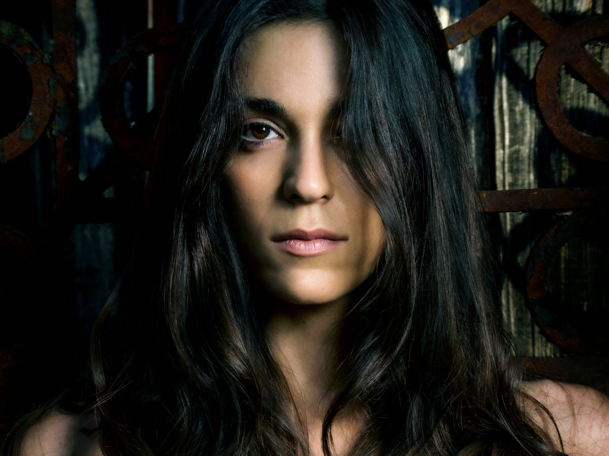 Intervista – Isotta racconta “Romantic Dark”, il suo album d’esordio ...